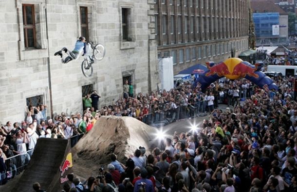 Vuelve el Red Bull District Ride
