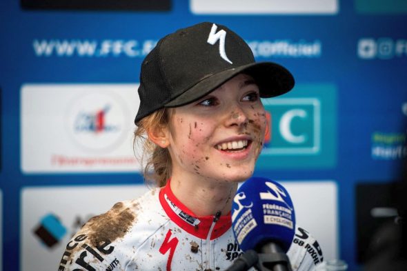 Line Burquier, la jovencísima promesa del MTB, ficha por el Canyon ...