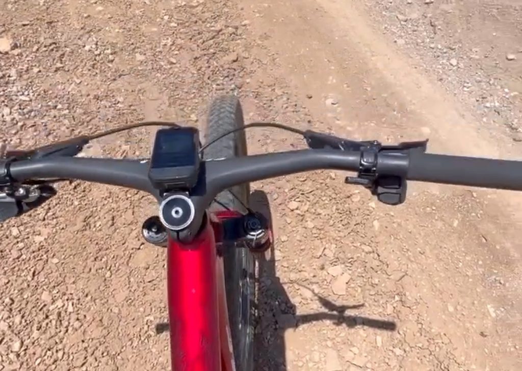 El nuevo manillar integrado Roval de MTB se deja ver en la bici de ...