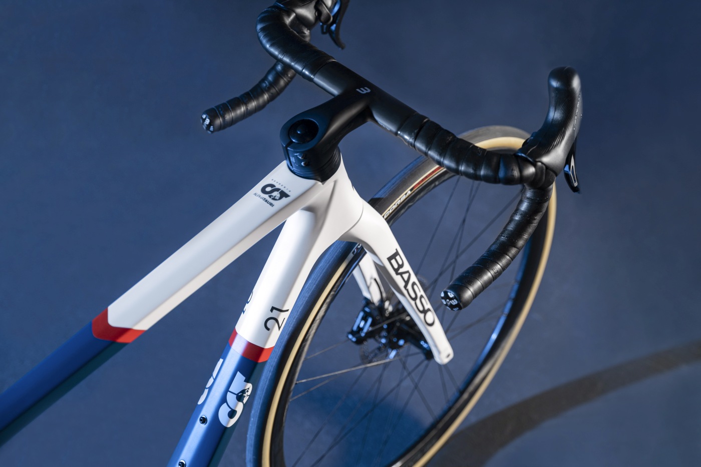 Basso llega a la F1 con un acuerdo para equipar a la Scuderia AlphaTauri