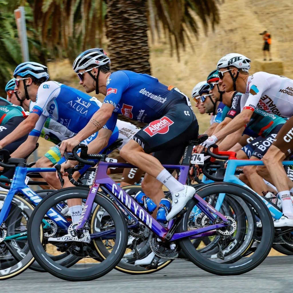 Sam Gaze acude a la Strade Bianche como gregario de Mathieu van der Poel y Filippo Colombo ...