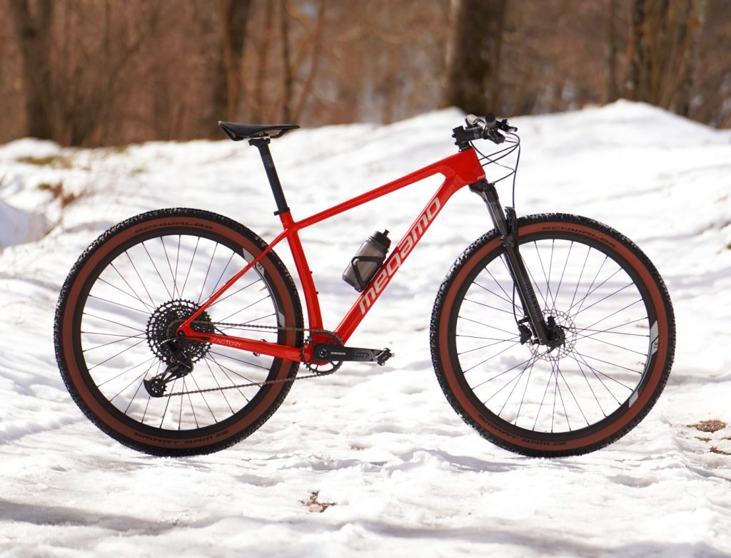 Megamo Factory 2023: precio, montajes y colores de su MTB más ligera