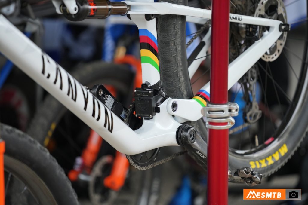 Canyon Lux WC "campeona del mundo de Short Track" de Sam Gaze