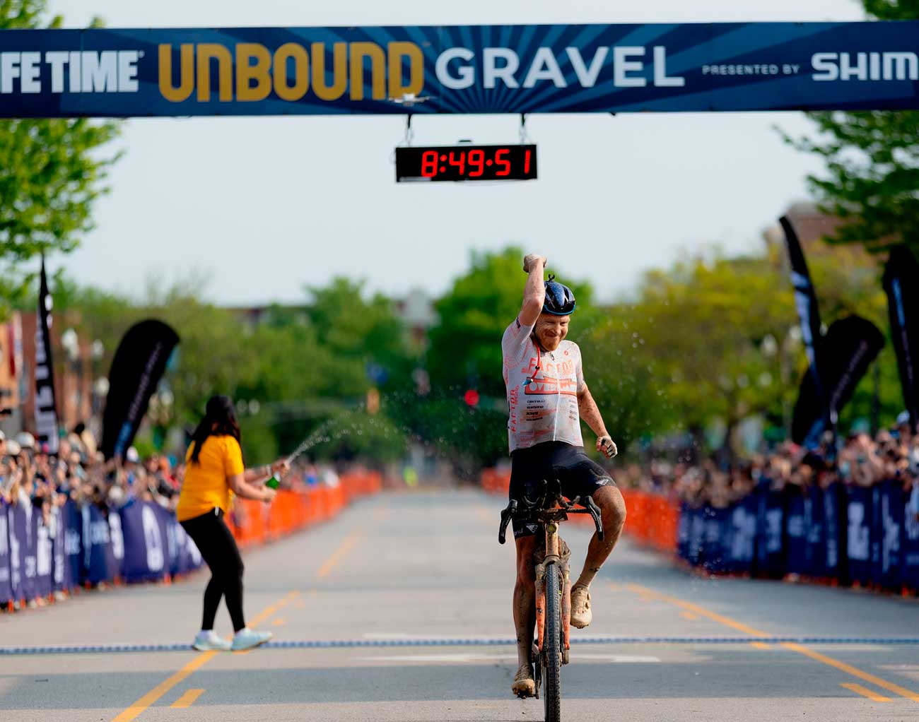 Rob Britton sorprende a Lachlan Morton y conquista Unbound XL con ...